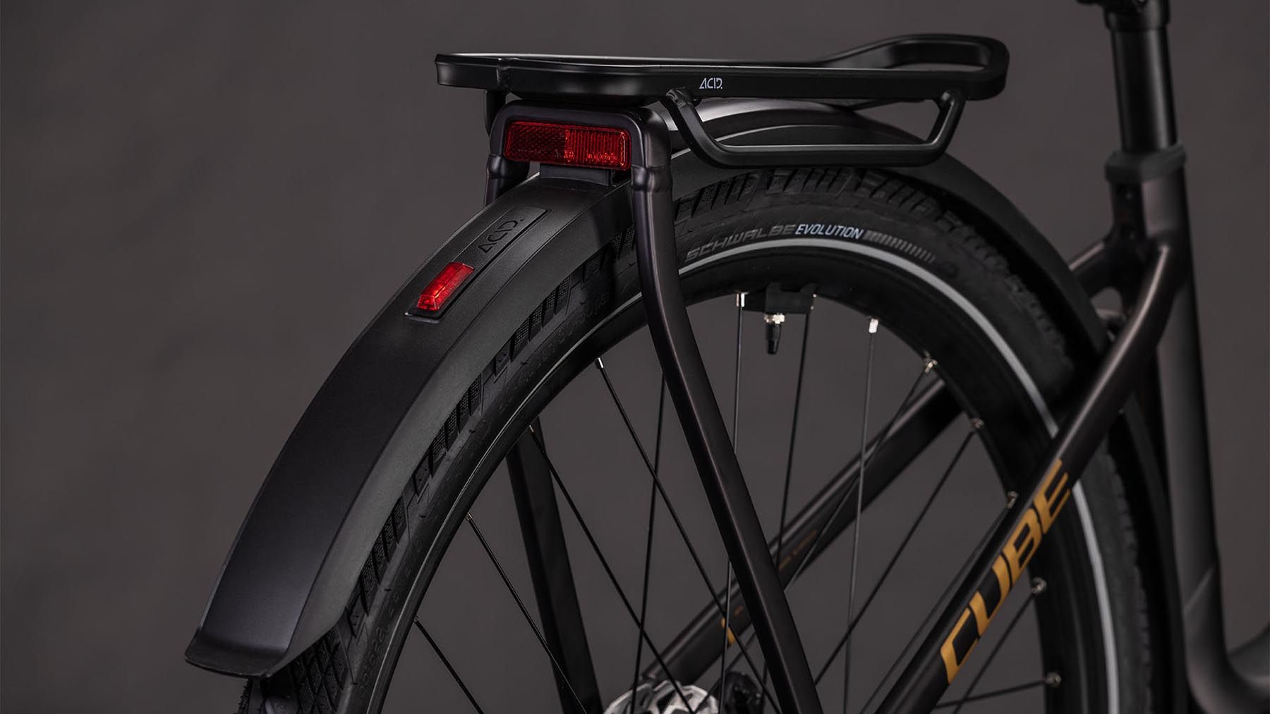 Cube Kathmandu Hybrid Comfort Easy Entry solareclipse n gold